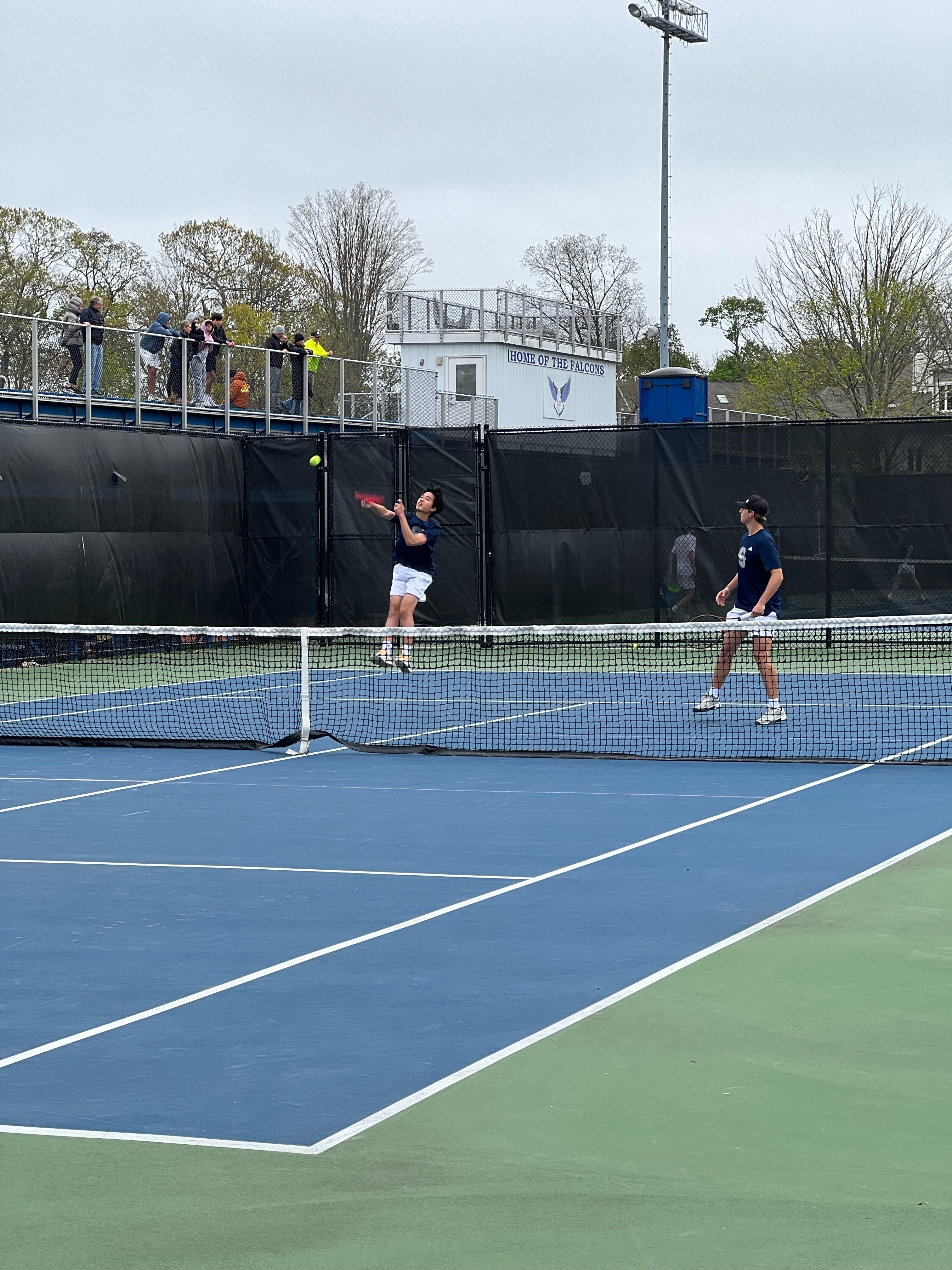 Staples Defeats Ludlowe | Staples Wreckers Boys Tennis