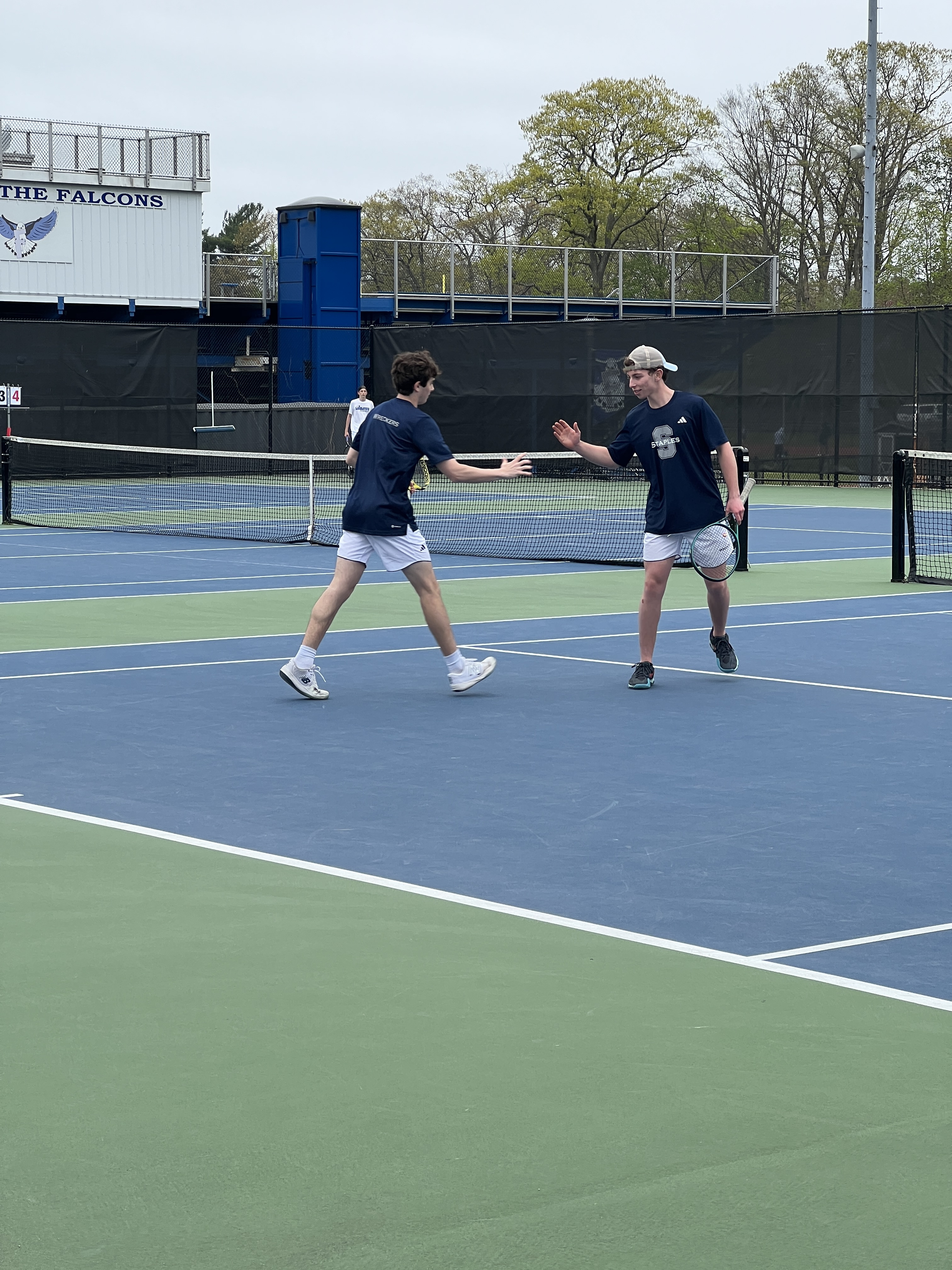 Staples Defeats Ludlowe | Staples Wreckers Boys Tennis